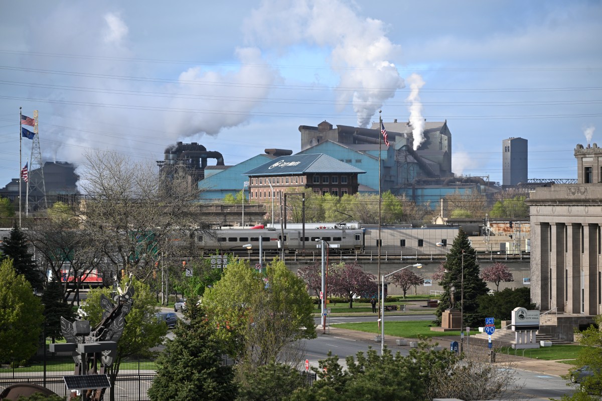 Trump announces deal between Nippon and U.S. Steel - Capital B Gary